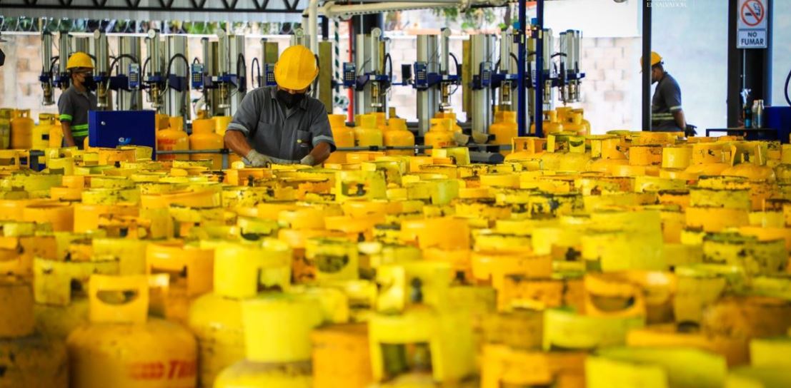 Precio del cilindro de GLP de 25 libras baja $0.06 en septiembre 2025 ...