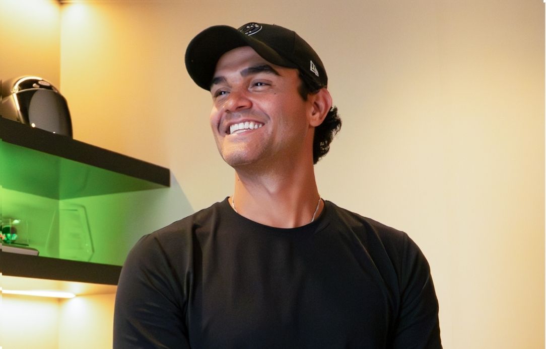 Alejandro Argumedo lanza TOHKN con MIO3 para democratizar la inversión ...